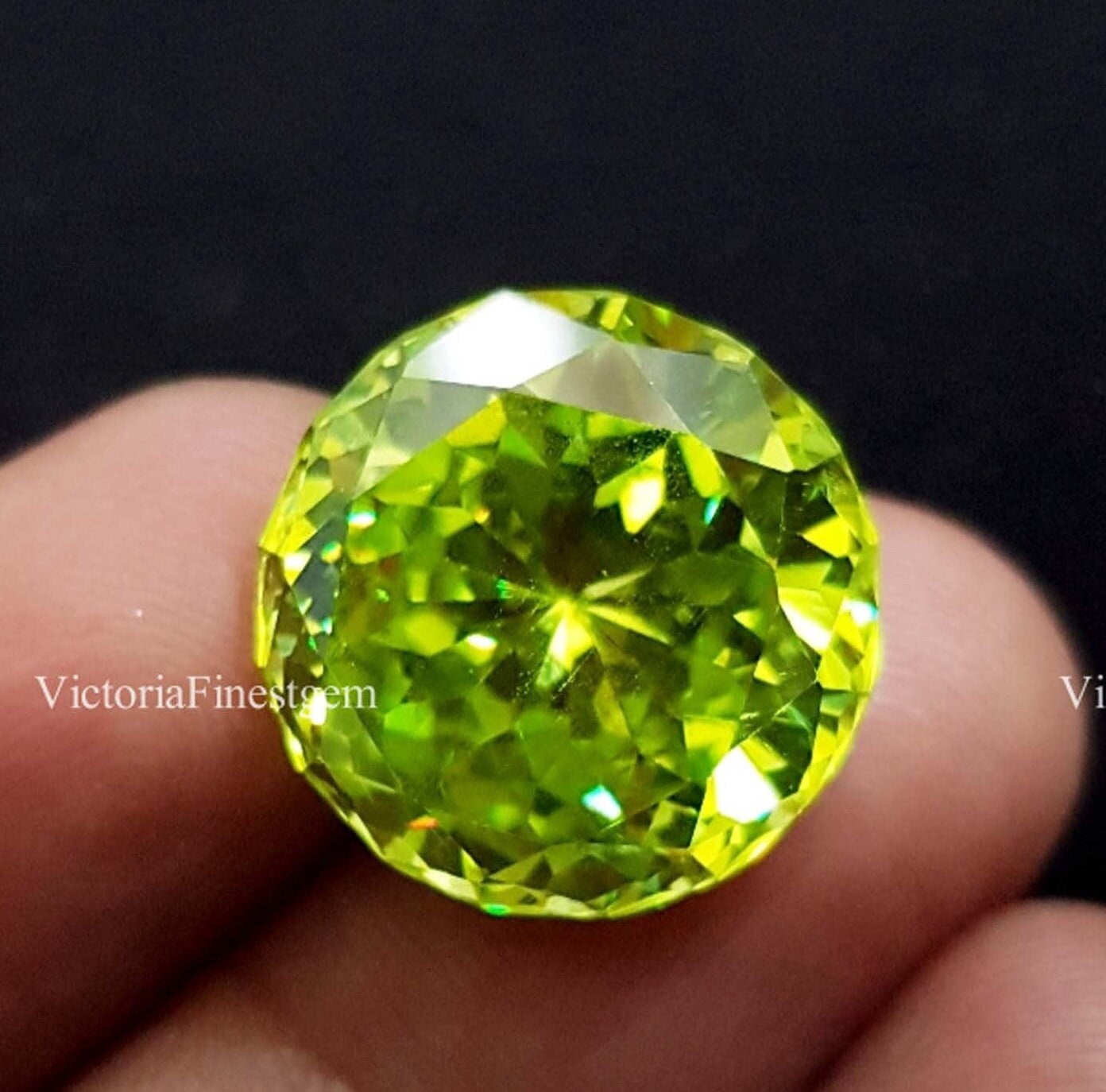 47 Ct Natural Light Green Zircon Gemstones Round Shape High Quality ...