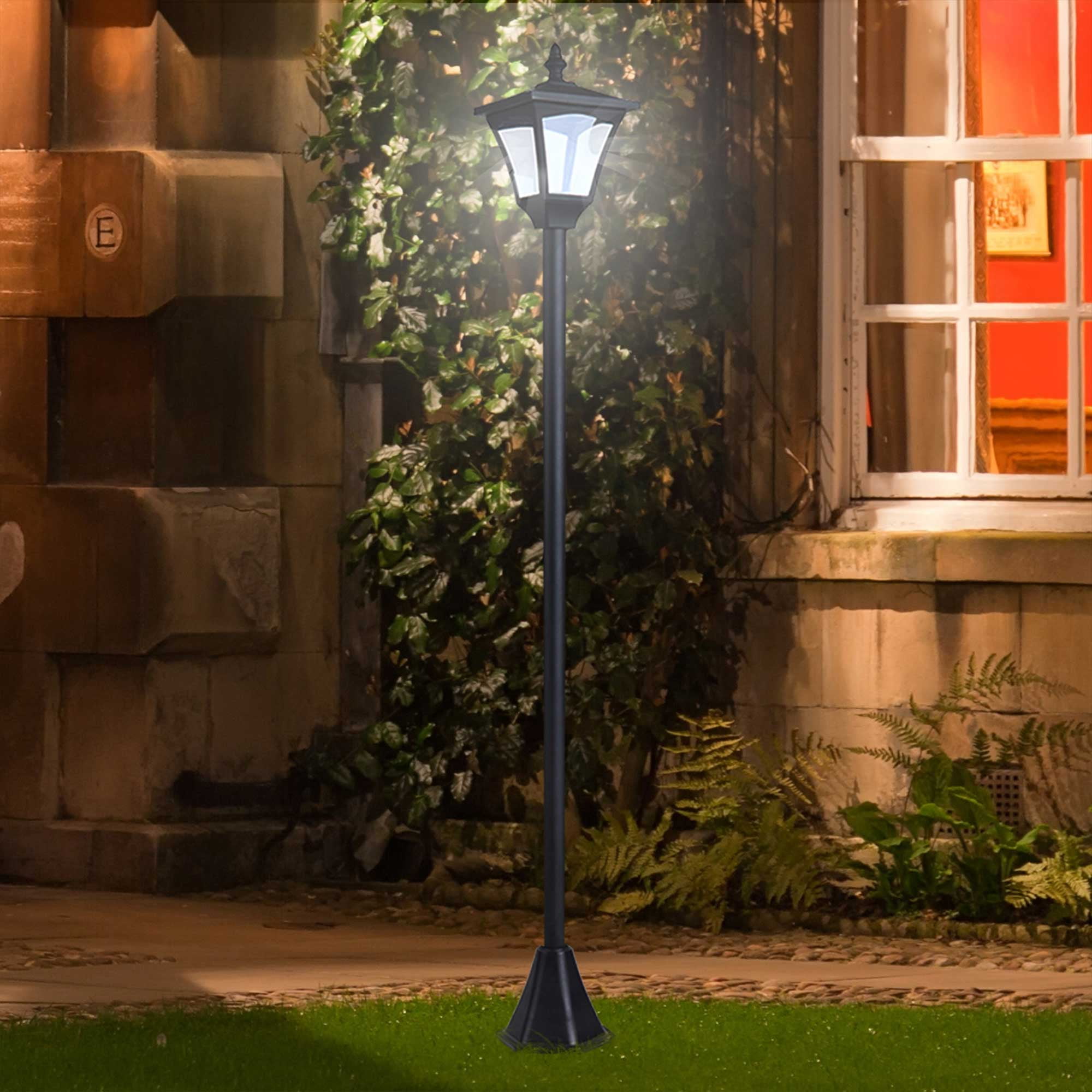 47 Inch Solar Pathway Lights with Auto Light Sensor 4 Solar Panels IP44 ...