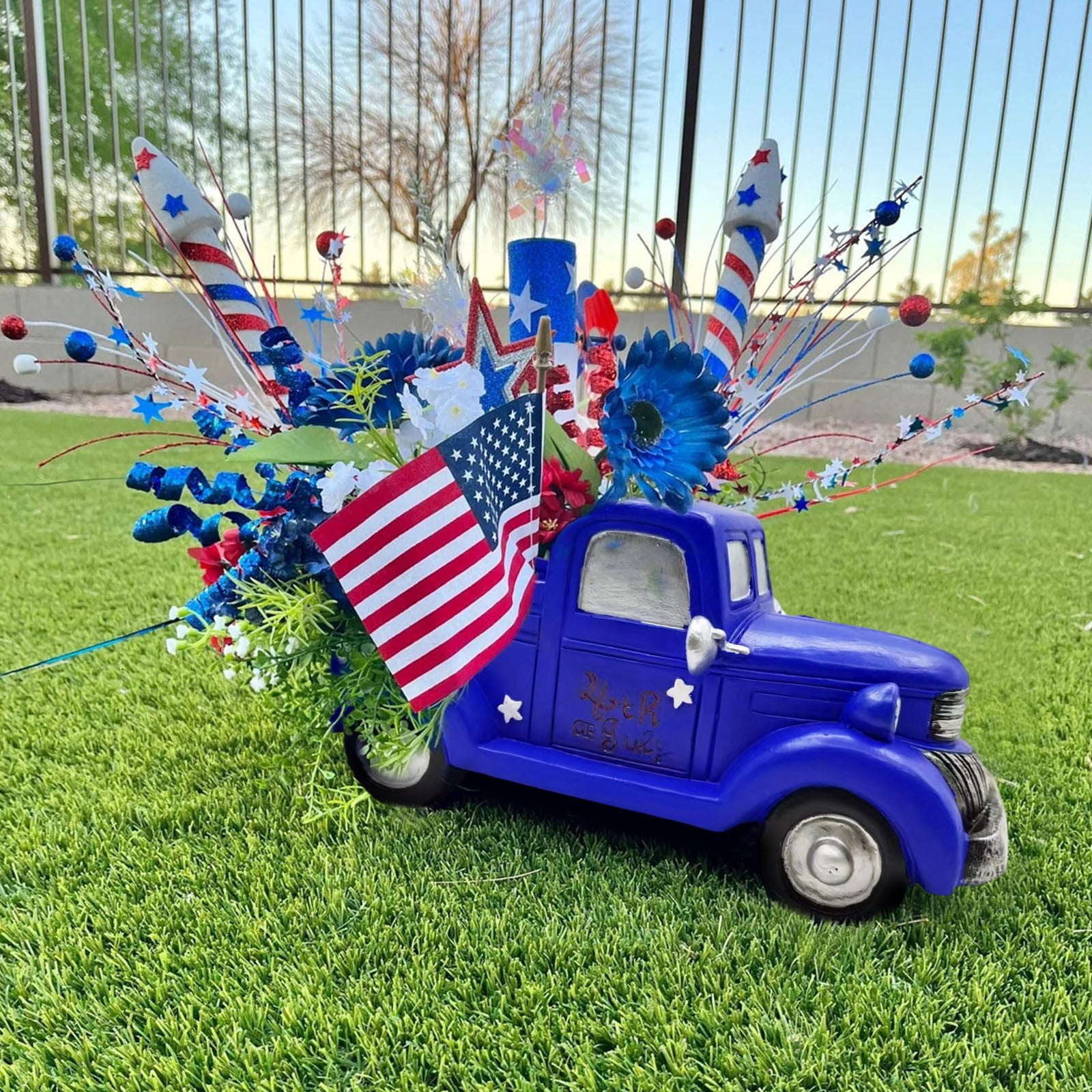 4th July Home Decor - Patriotic Blue Truck Toy (8.66x5.9 Inch) - Resin Independence Day Party ...
