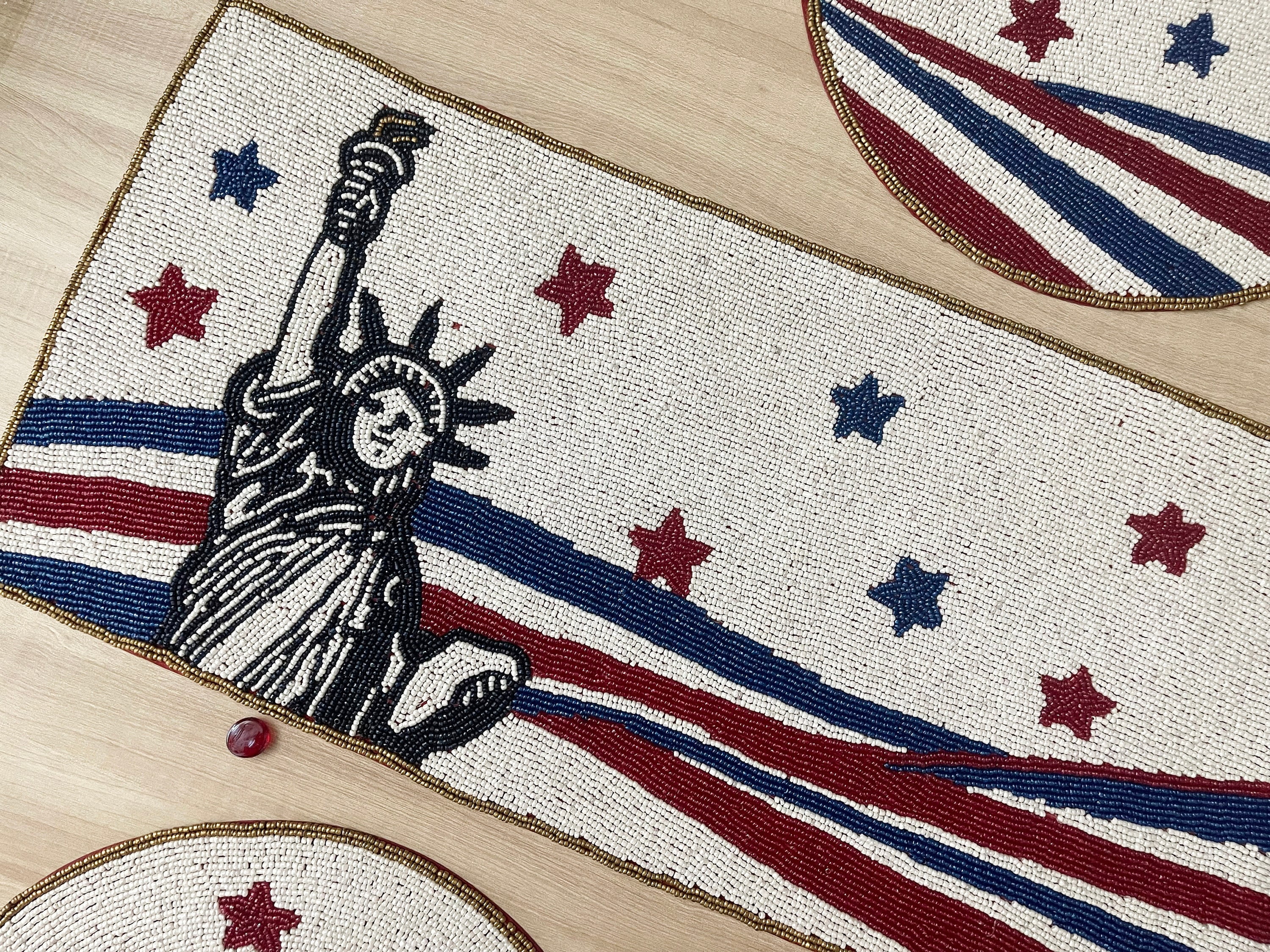 4th July Independence day beaded table runner, Statue of Liberty ...