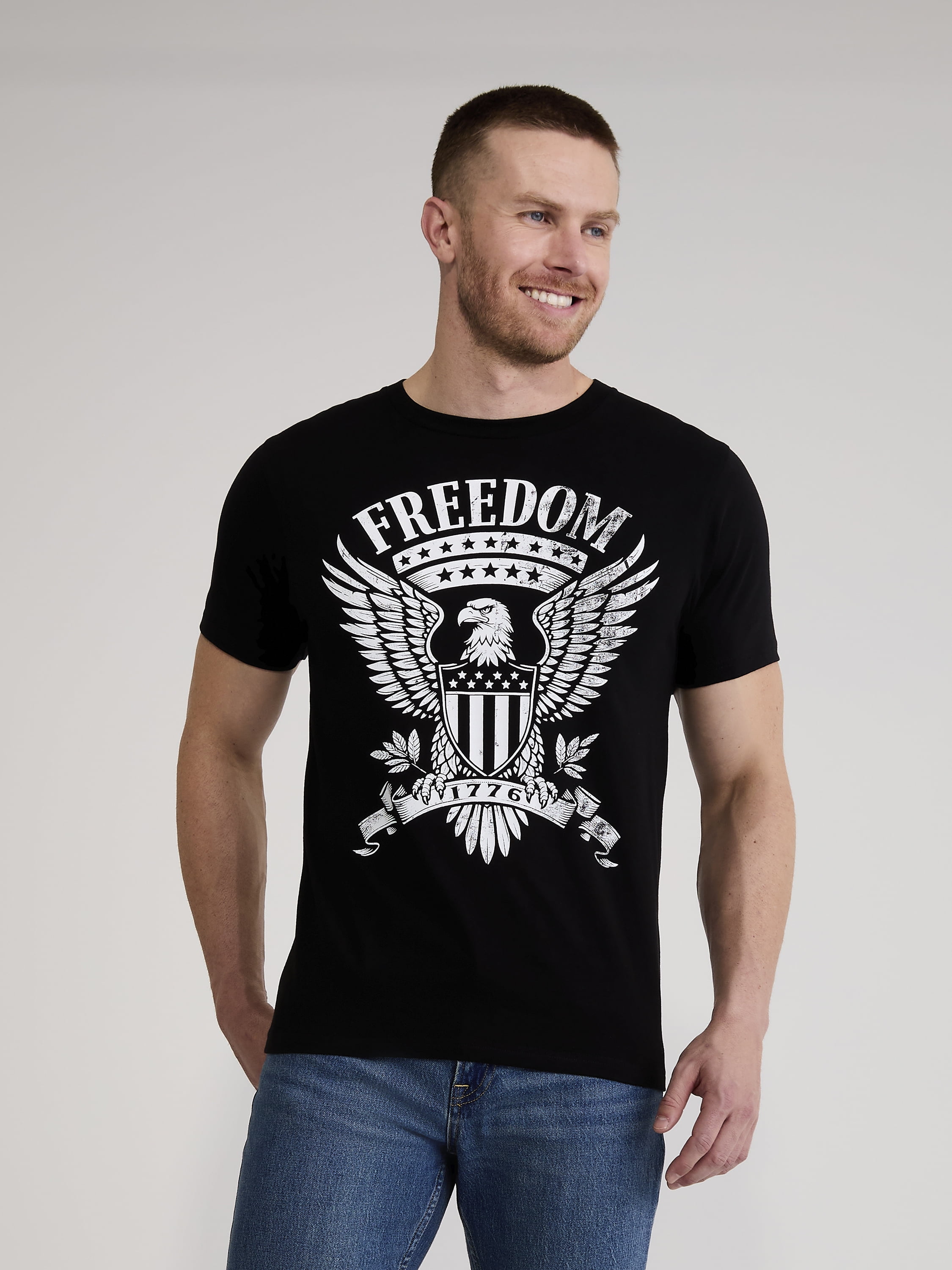 Way to Celebrate Men's 4th of July Americana Freedom Eagle Graphic Tee ...