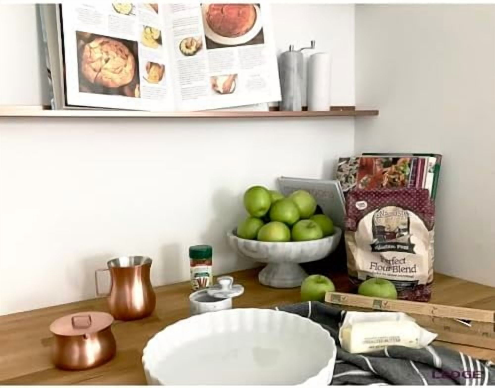5'/60" Art Display/Picture Ledge/Floating Shelf, Metal, Modern (Copper ...