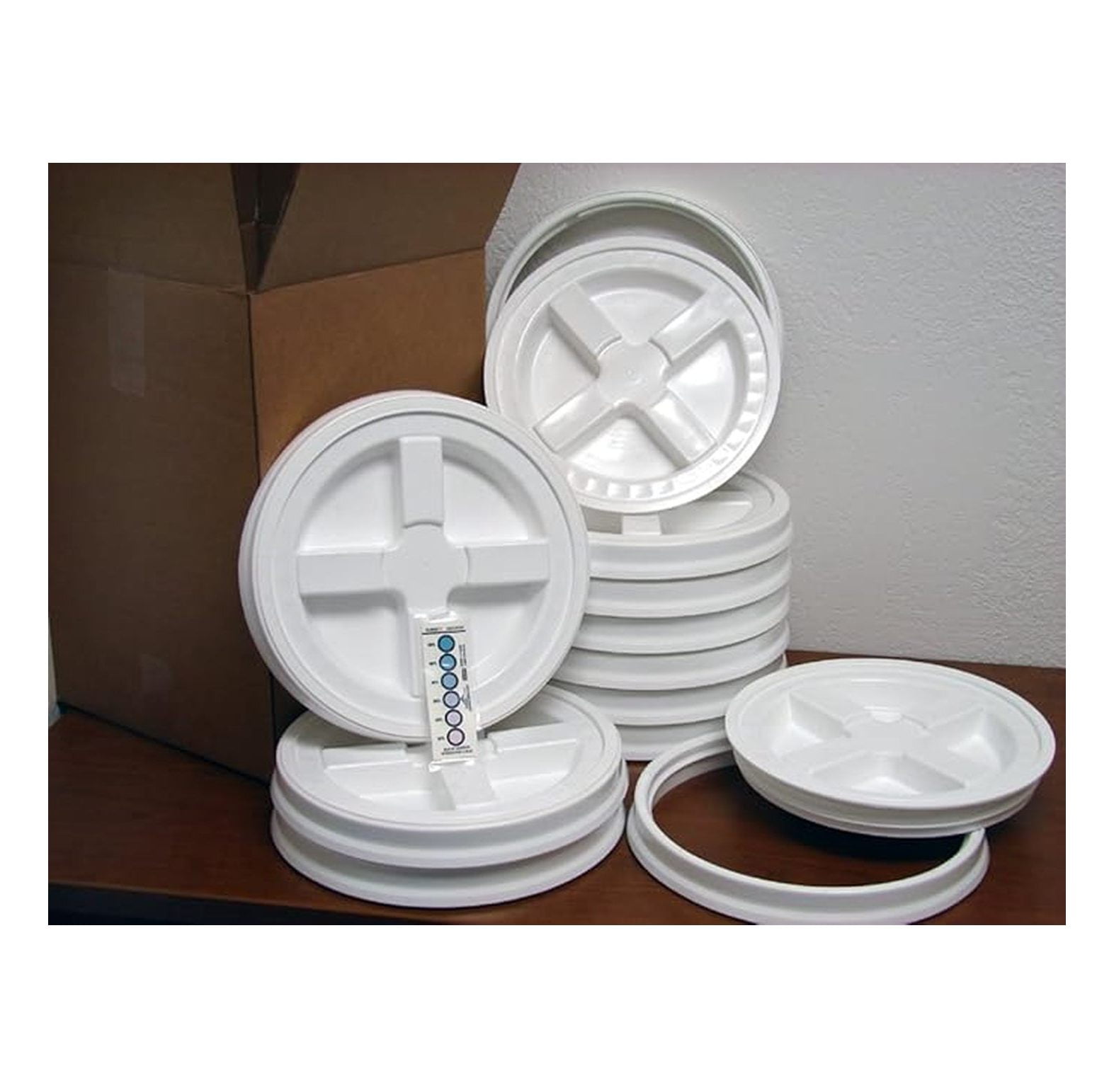 5 Gallon Bucket Lids - 12 Pack - White - Airtight & Watertight - Fits 3 ...