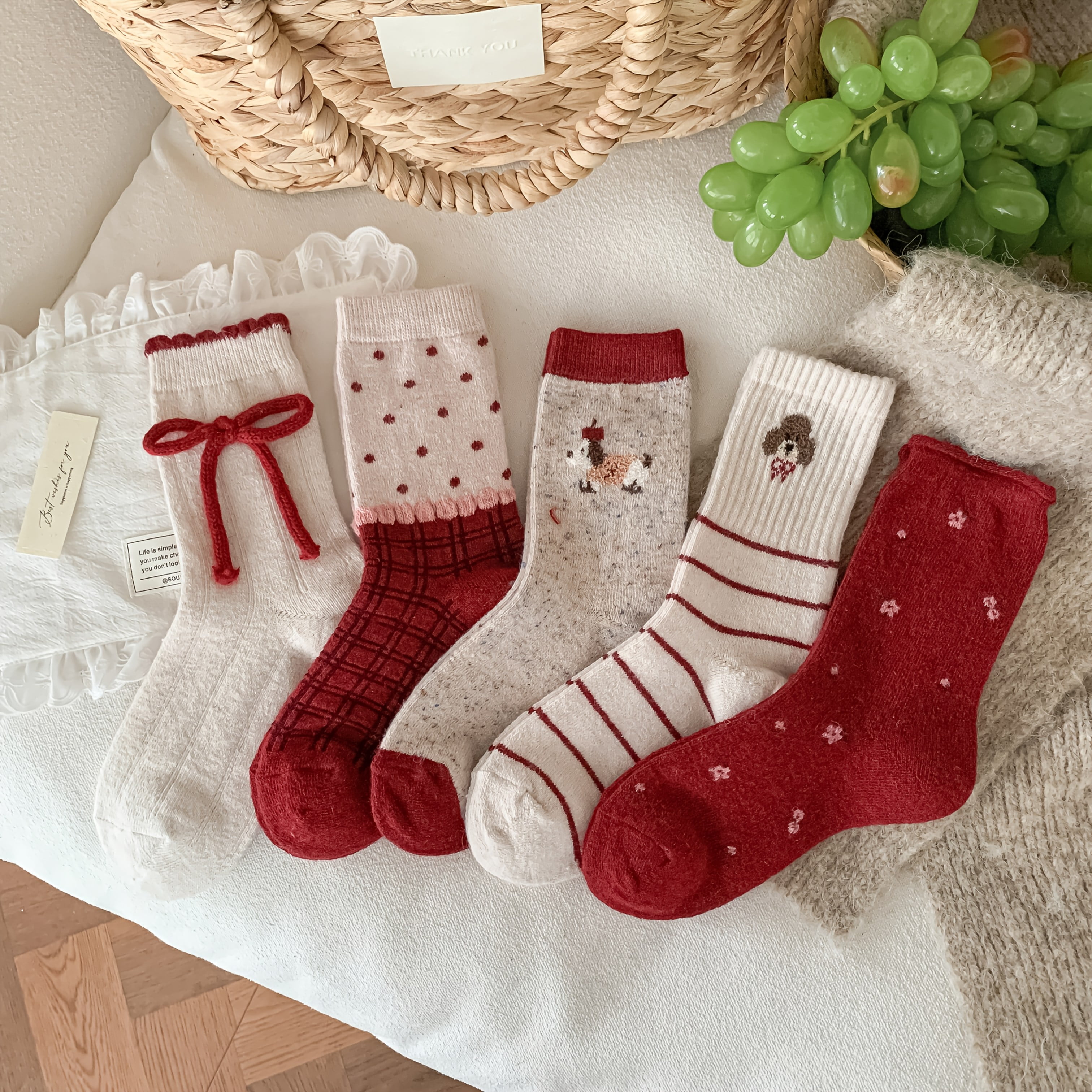 5-Pack Autumn/Winter Red Wool Women's Socks with Bow, Cute Cartoon New ...