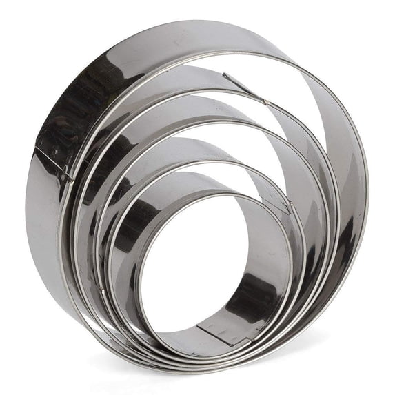 5 Piece Stainless Steel Round Cookie Cutter Set, Biscuit Plain Edge ...