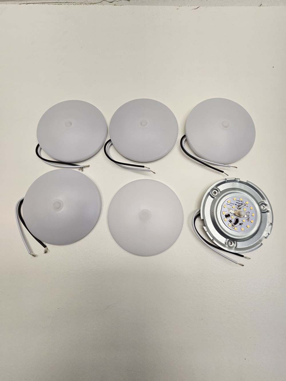 (5) White LED 4.5 inch Round Camper RV Trailer Dome Lights / Switch ...