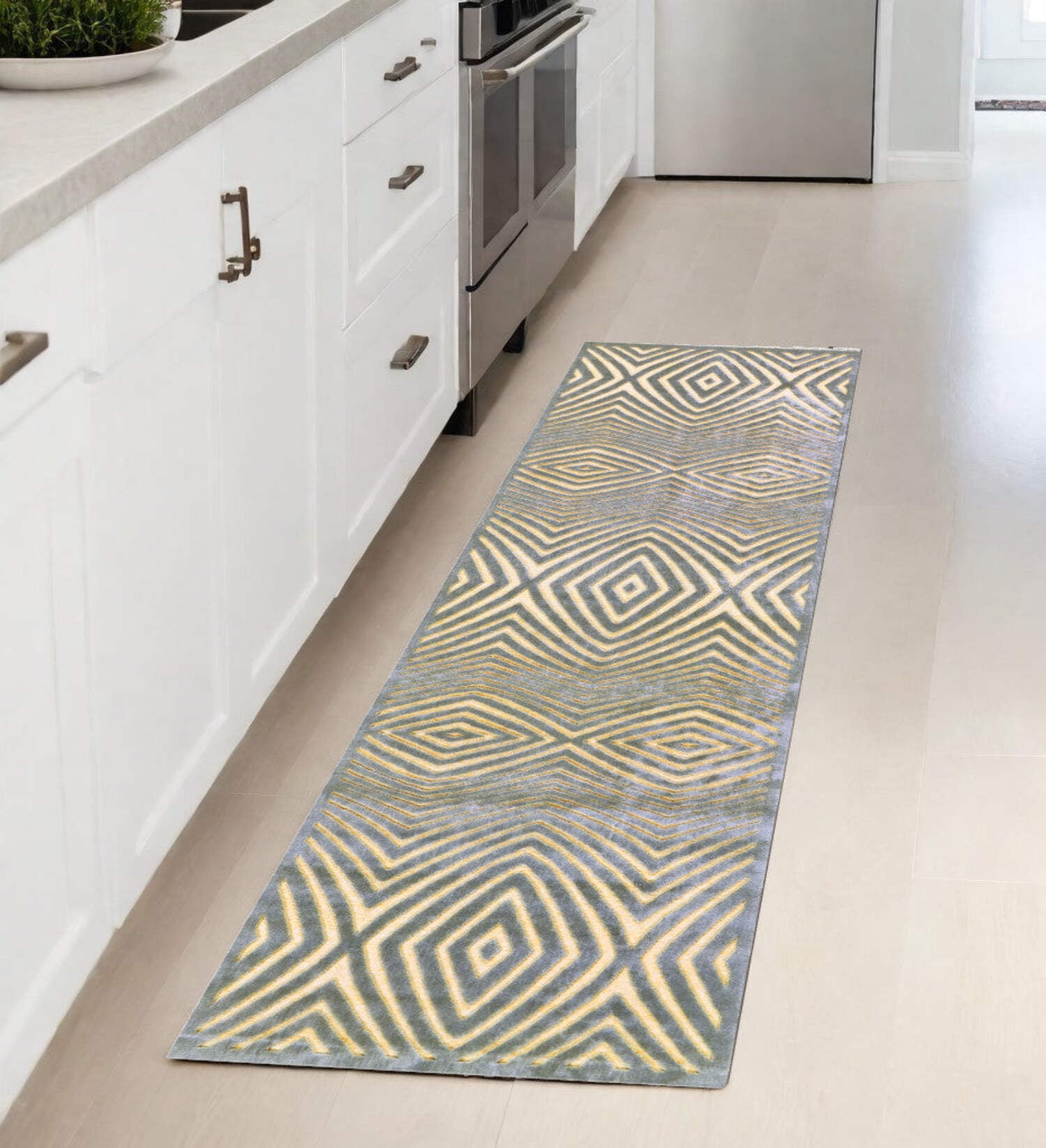5' X 8' Tan and Gray Abstract Power Loom Area Rug - Walmart.com