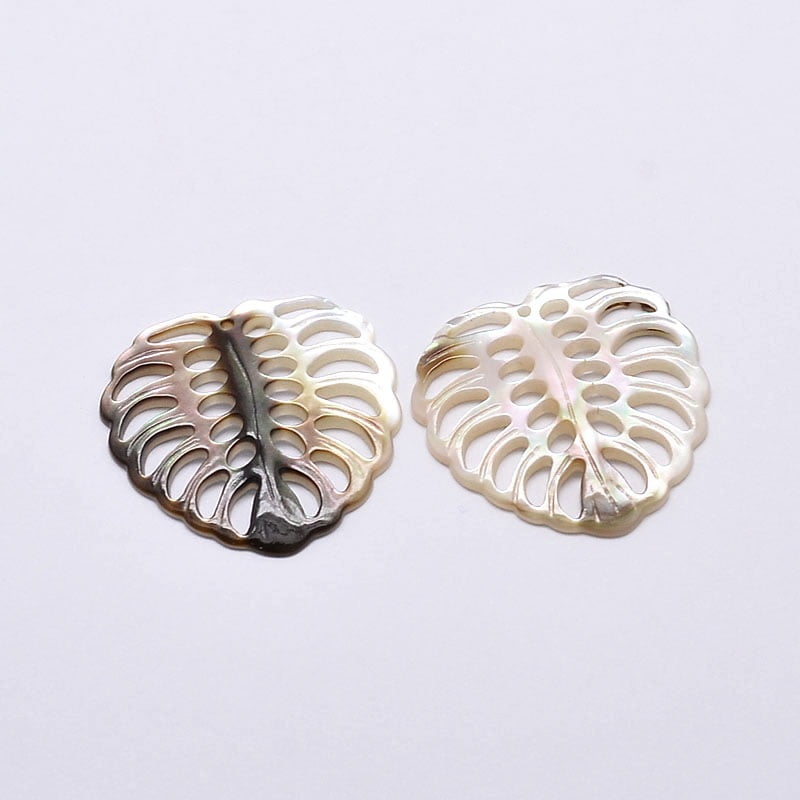 5 pc Black Lip Shell Pendants Tropical Leaf Charms Monstera Leaf 31 ...