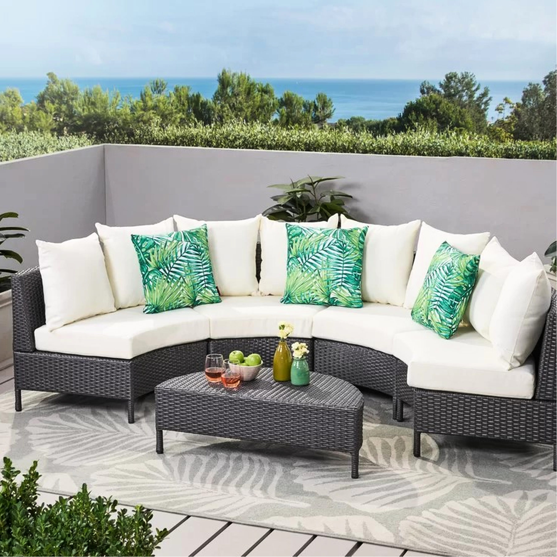 5-piece patio furniture - Creates circular seating area - Backyard ...