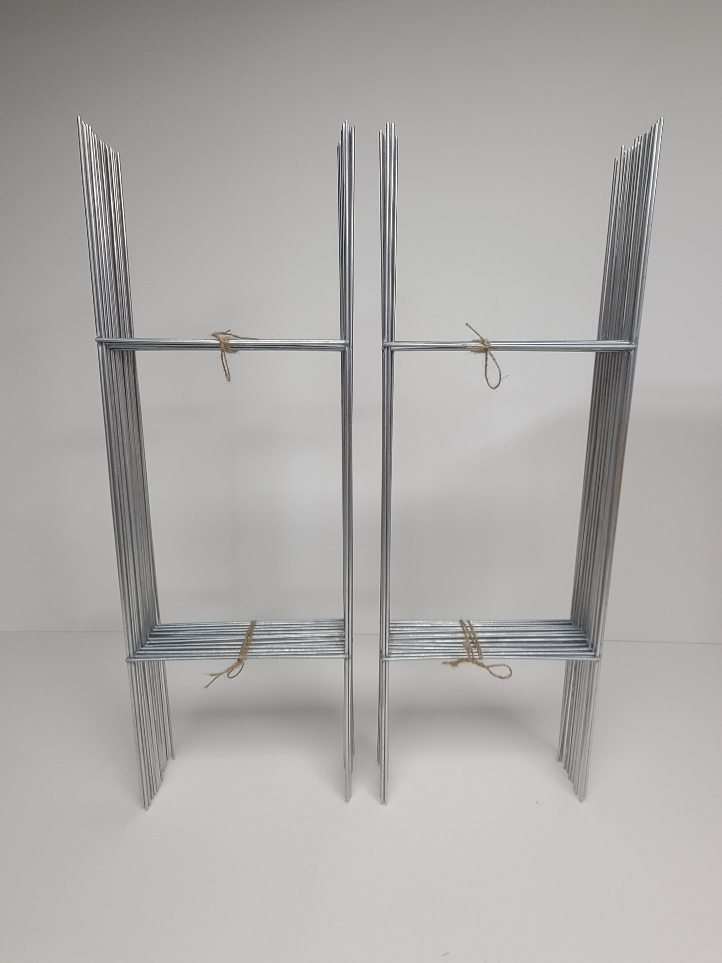 50 Metal Stake 10 x 30 inch x 9 Gauge Galvanized Wire Stake, pack of 50 ...