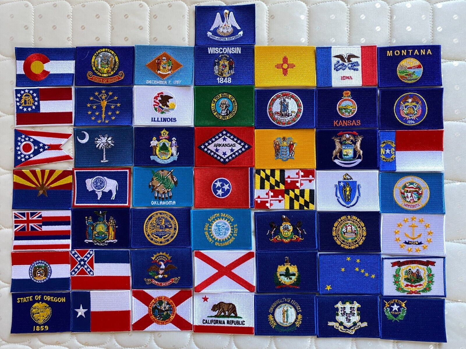 50 USA States Flags (AL, AZ ----- WI, WY) Embroidered Patches 3"x2 ...
