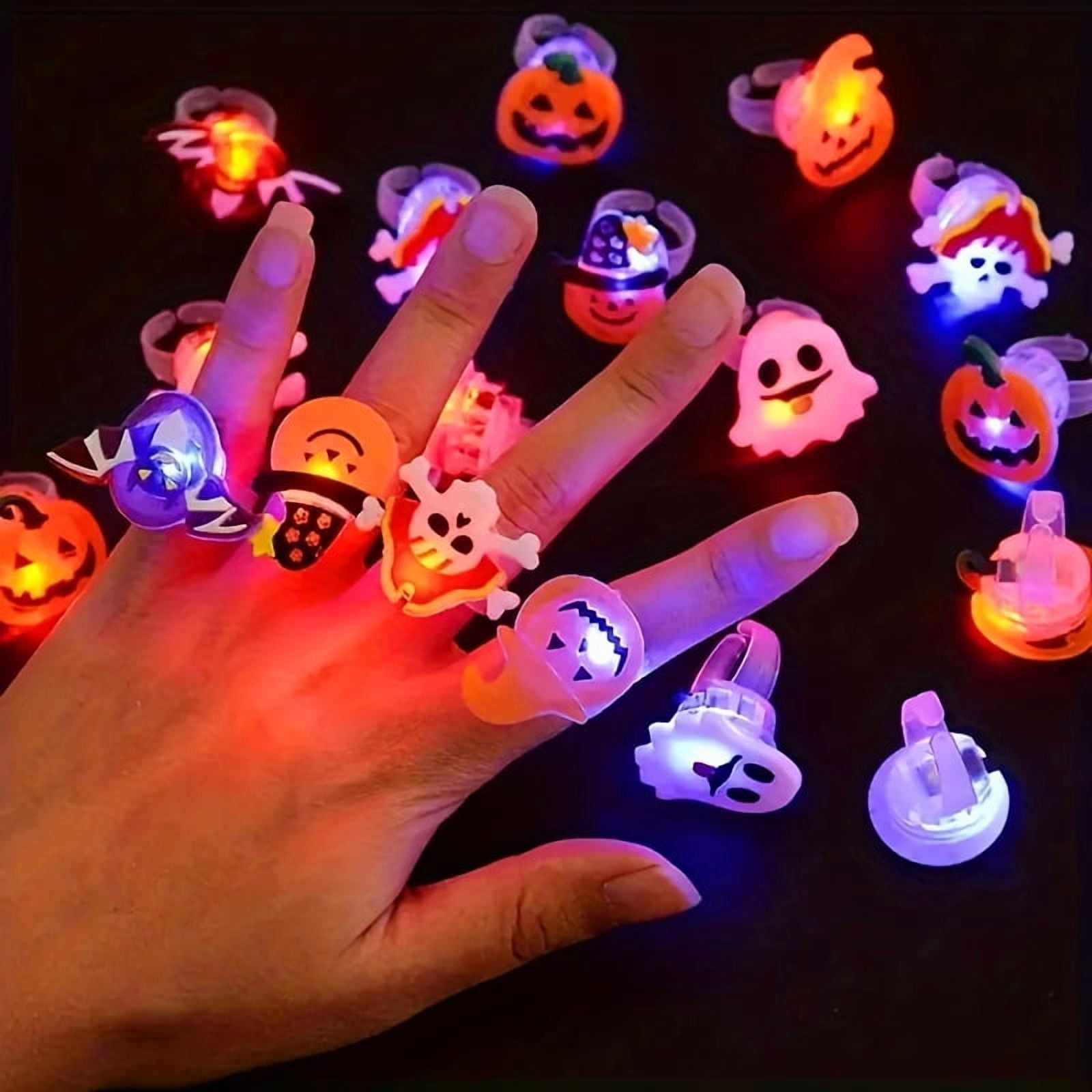 50pcs LED Light Halloween Ring Light Up Pumpkin Ghost Skull Party Ring ...