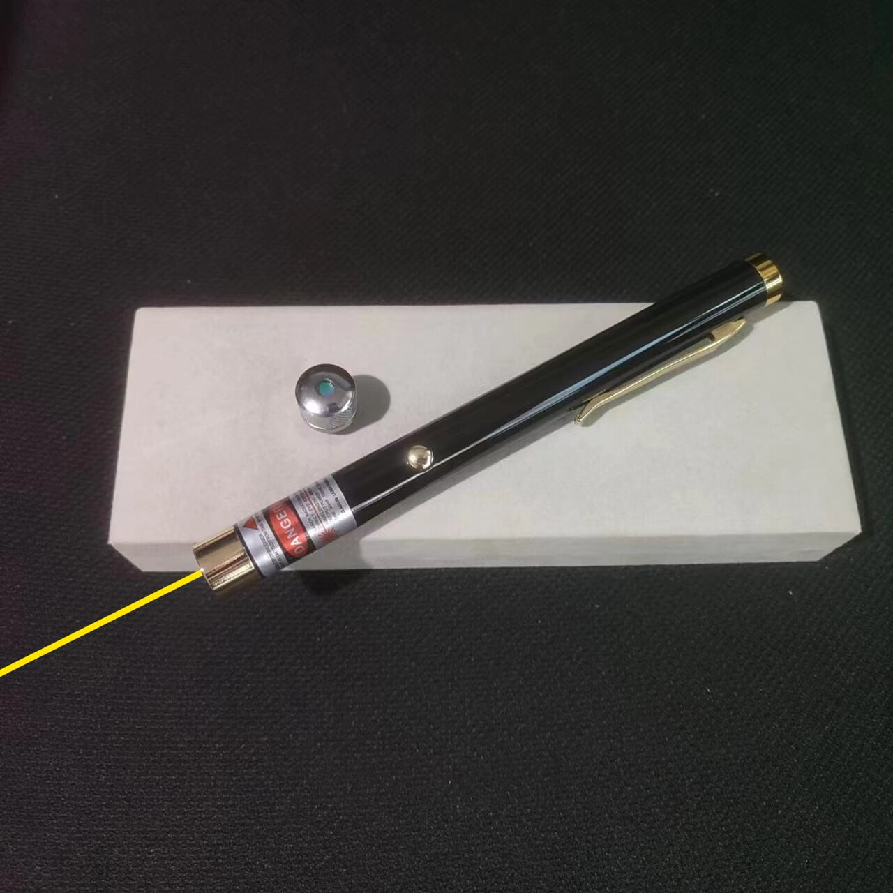 593nm Yellow Laser Pointer Fixed Focus Visible Beam Laser Pen Star cap ...