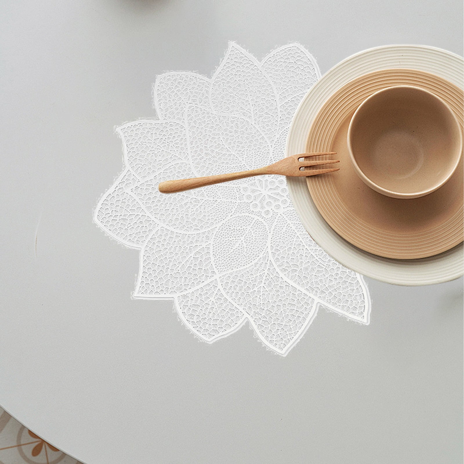 5Pcs Round Placemats for Dining Table Pressed Vinyl Metallic Table Mats ...