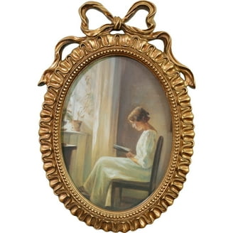 fancy oval frame
