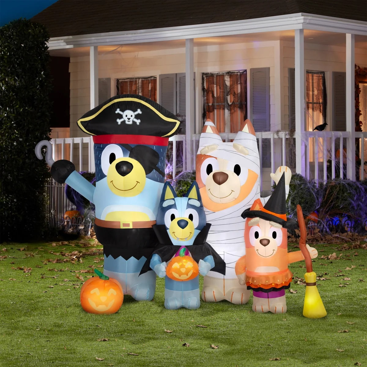 6.5’ Bluey Family Halloween Inflatable - Walmart.com