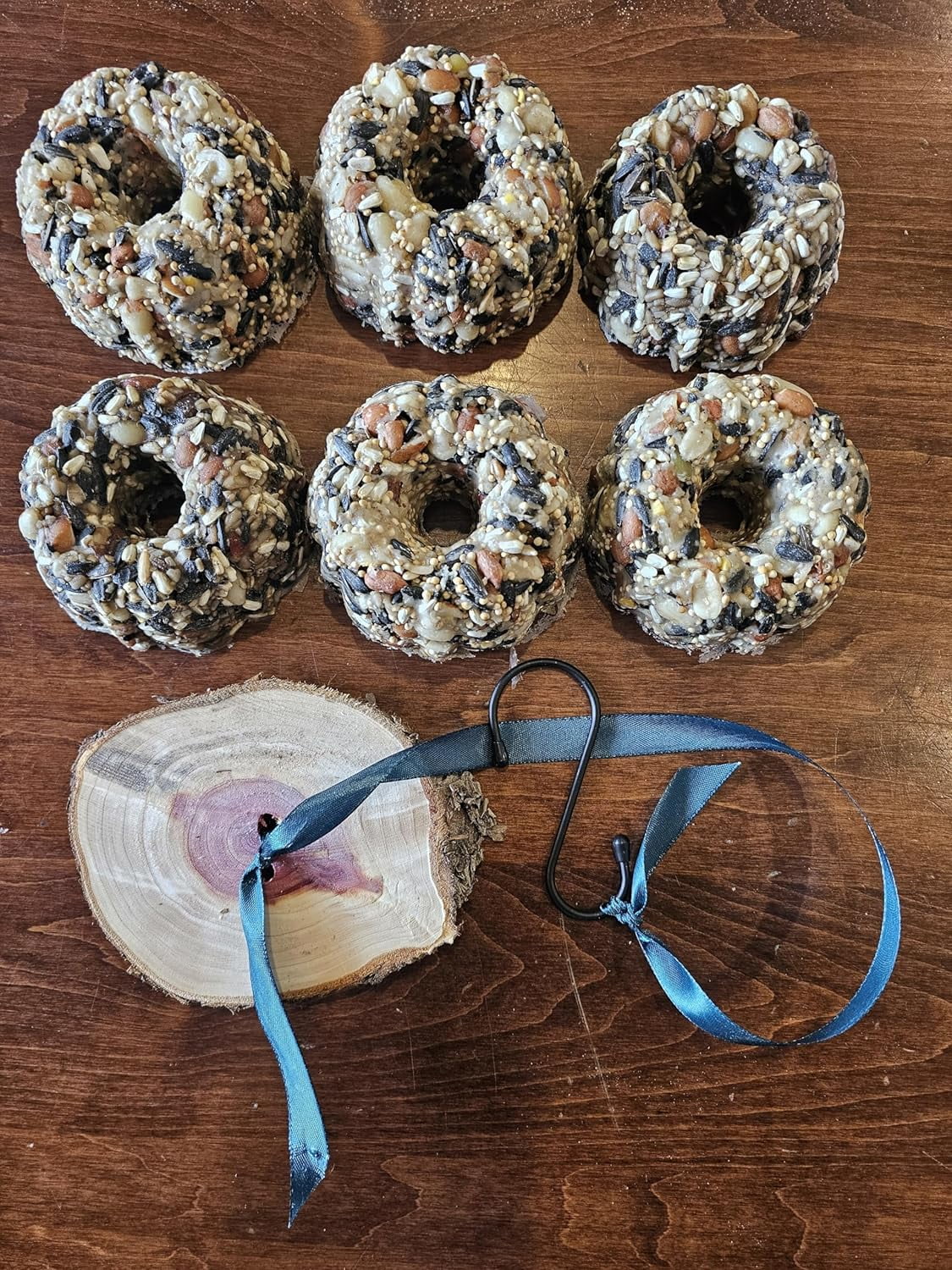 6 Bird Food Donuts and Hanging Feeder - Handmade Feeder and Bird Feed ...