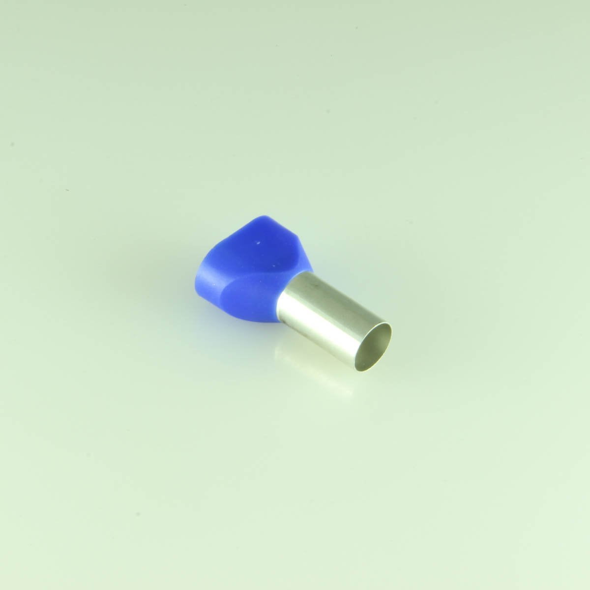 6 Ga. Two Wire Blue Insulated Ferrules, 0.47" Pin Lg. - (pack of 50 ...