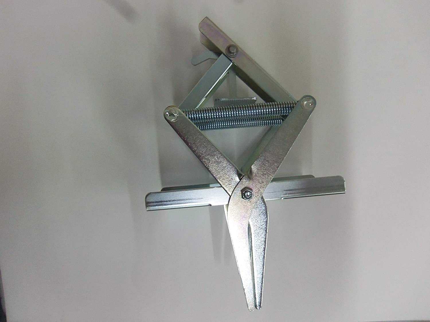 (6 Pack) Easy Set Mole Eliminator Trap from Wire-Tek - Walmart.com