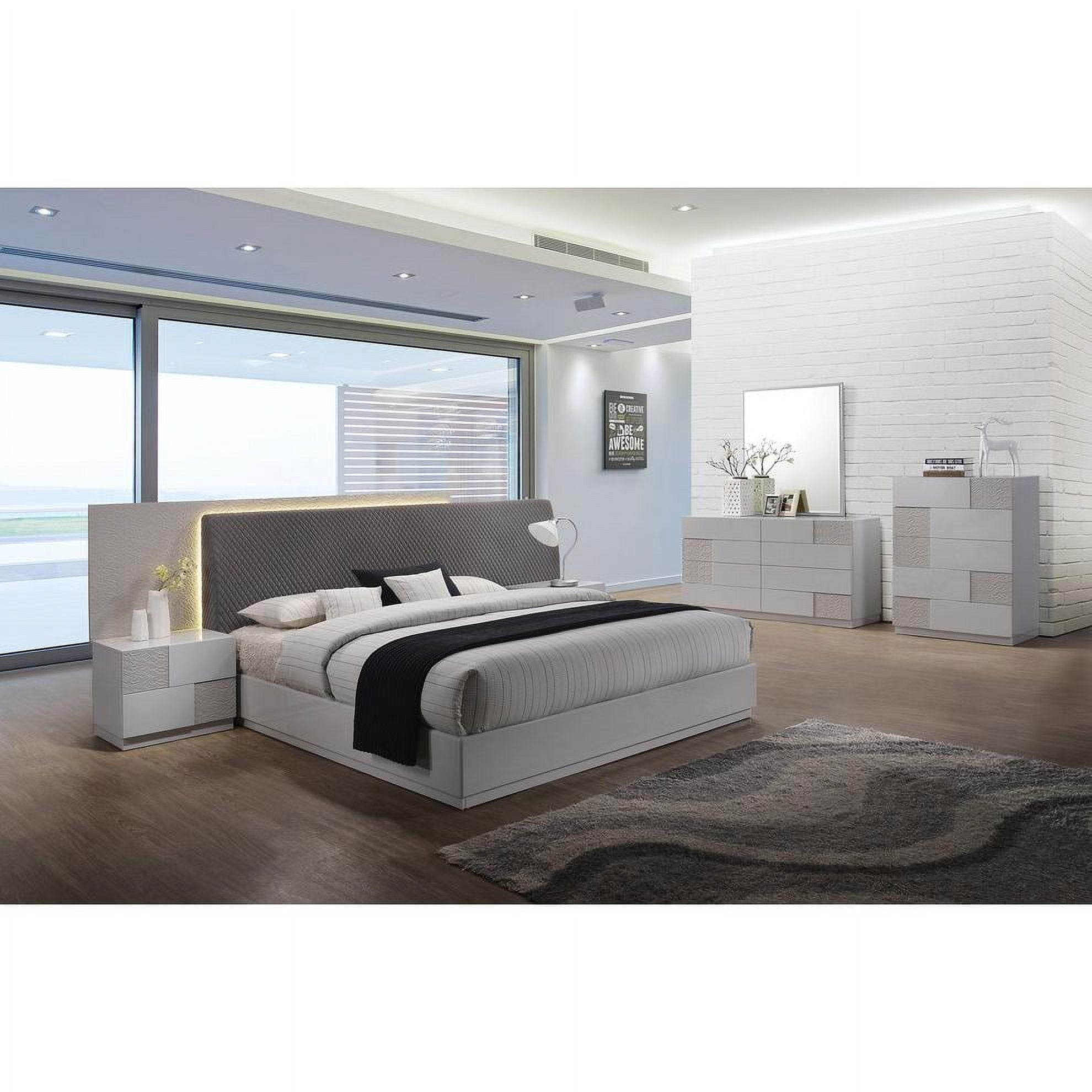 6 Piece Queen Size Modern Bedroom Set, Lacquer Finish, LED Lighting ...