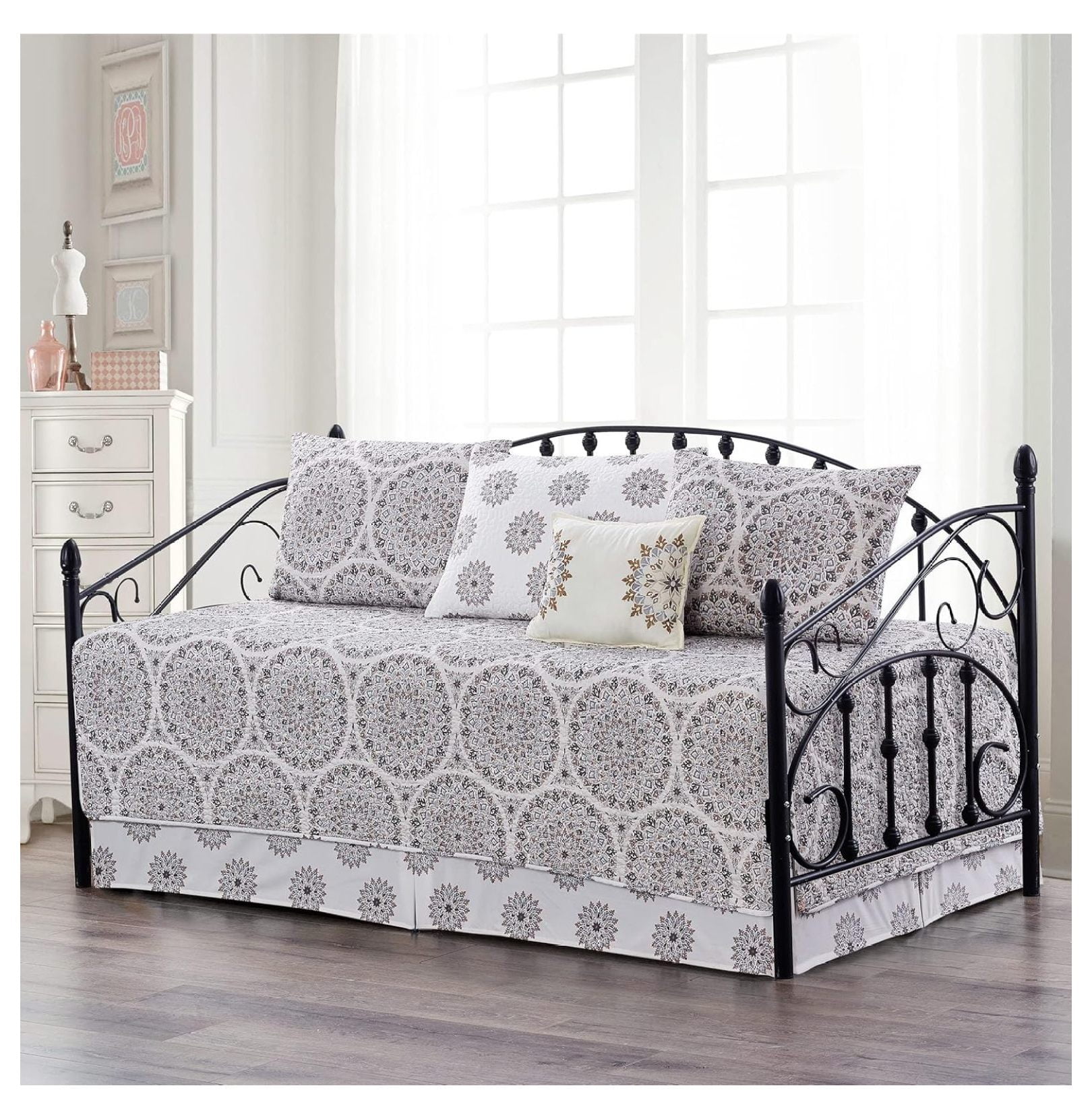 6 Piece Quilted Microfiber Daybed Bedding Cover Set, Soft Lightweight ...