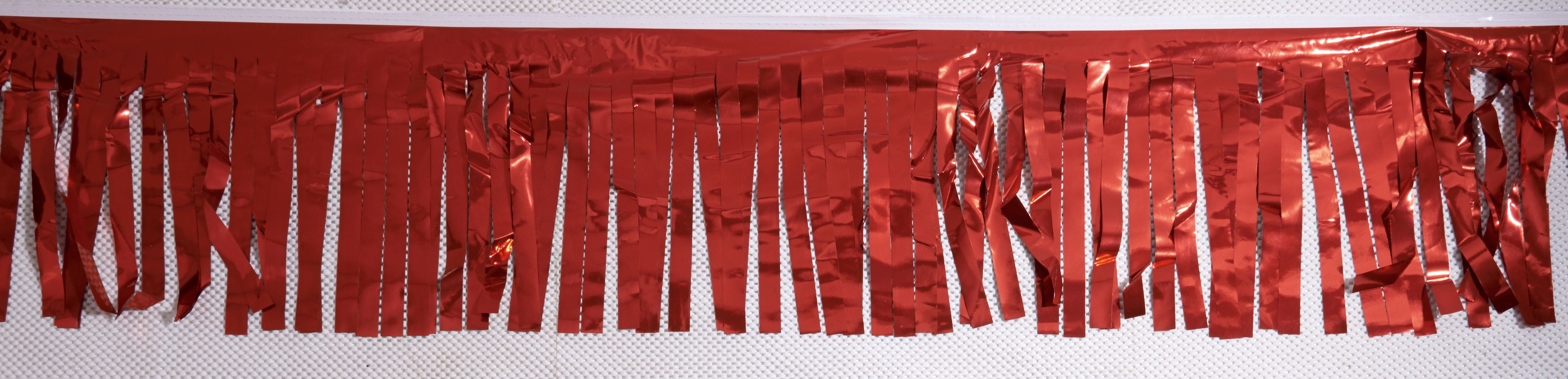 60 foot Red Metallic Fringe Pennant - Walmart.com