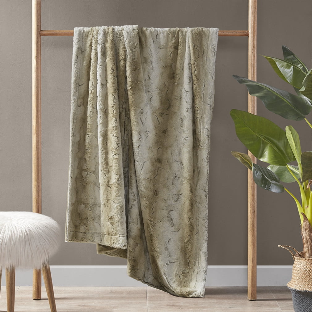 60” x 70”Oversized Faux Fur Throw, Soft Luxurious Blanket, Fluffy Plush ...
