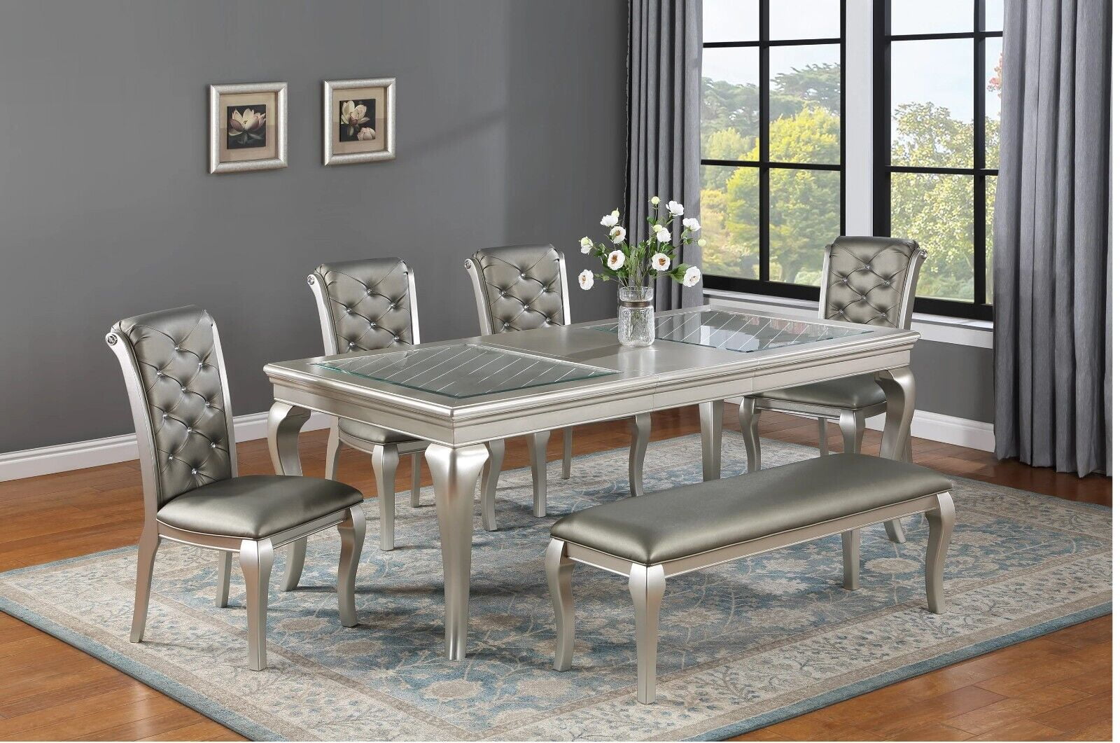 Modern Formal Dining Rooms