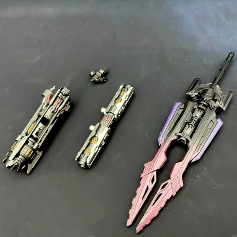 7.87-Inch Transformer Toys SS109 Leader Class Megatron Four converting ...