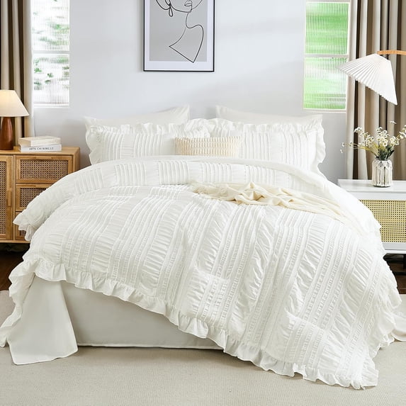7-Piece Queen Beige Ruffle Seersucker Bedding Set, Shabby Chic Style ...