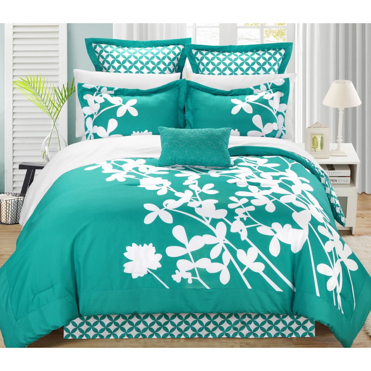 7 Piece Sire Reversible large scale floral design printed with diamond ...