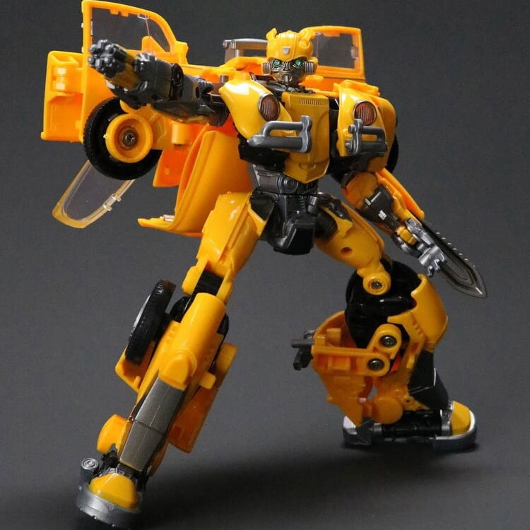 8.26-Inch Transforming Concept Art Bumblebee KO Action Figure - Convertible Robot to Car, Ideal ...