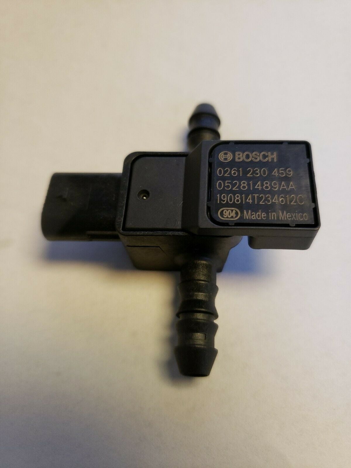 (8) GENUINE OEM BOSCH DIFF PRESSURE SENSOR Evap Fugas Pacifica Jeep ...