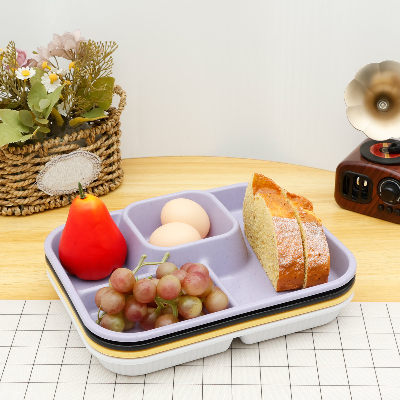 8 Pcs Plastic Divided Plate Reusable Divided Dinner Plate with 4 ...