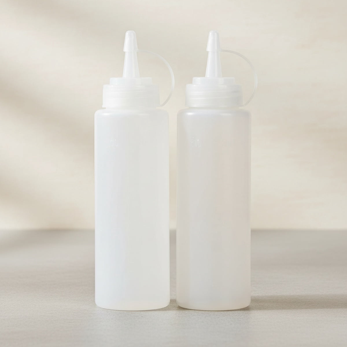 8 oz Squeeze Squirt Condiment Bottles with Cap - Transparent Plastic ...