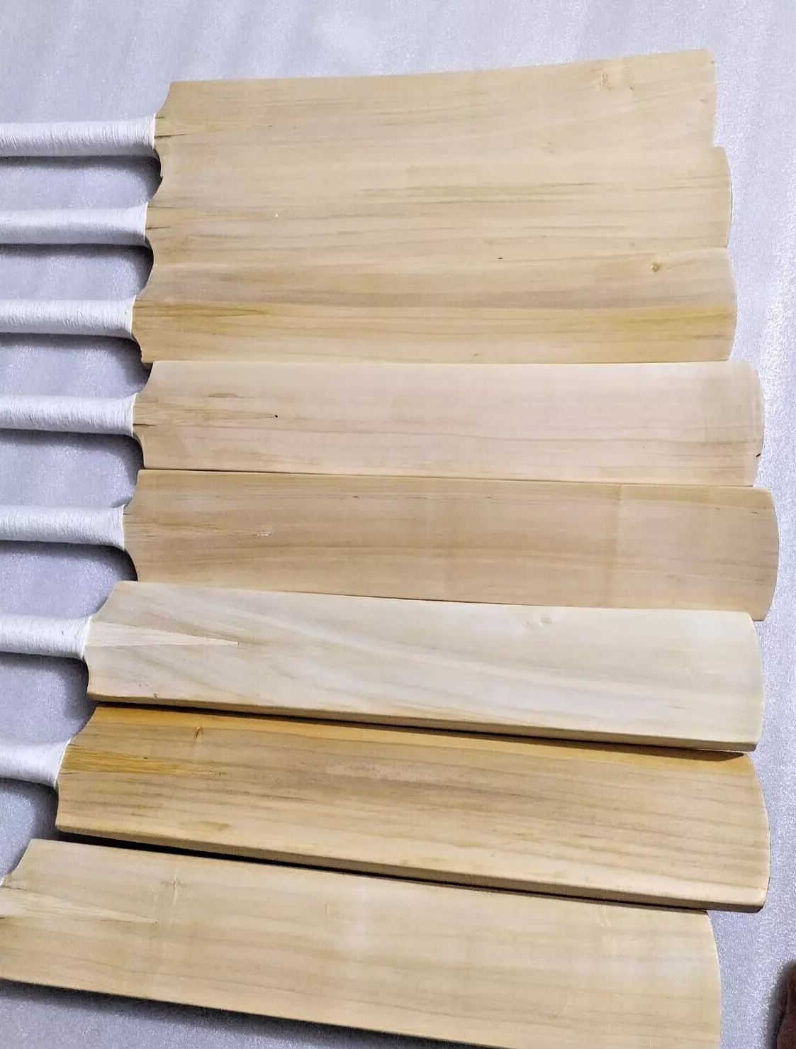8 x Customized Kashmir Willow Cricket Bats with Big Edge (40-42mm ...