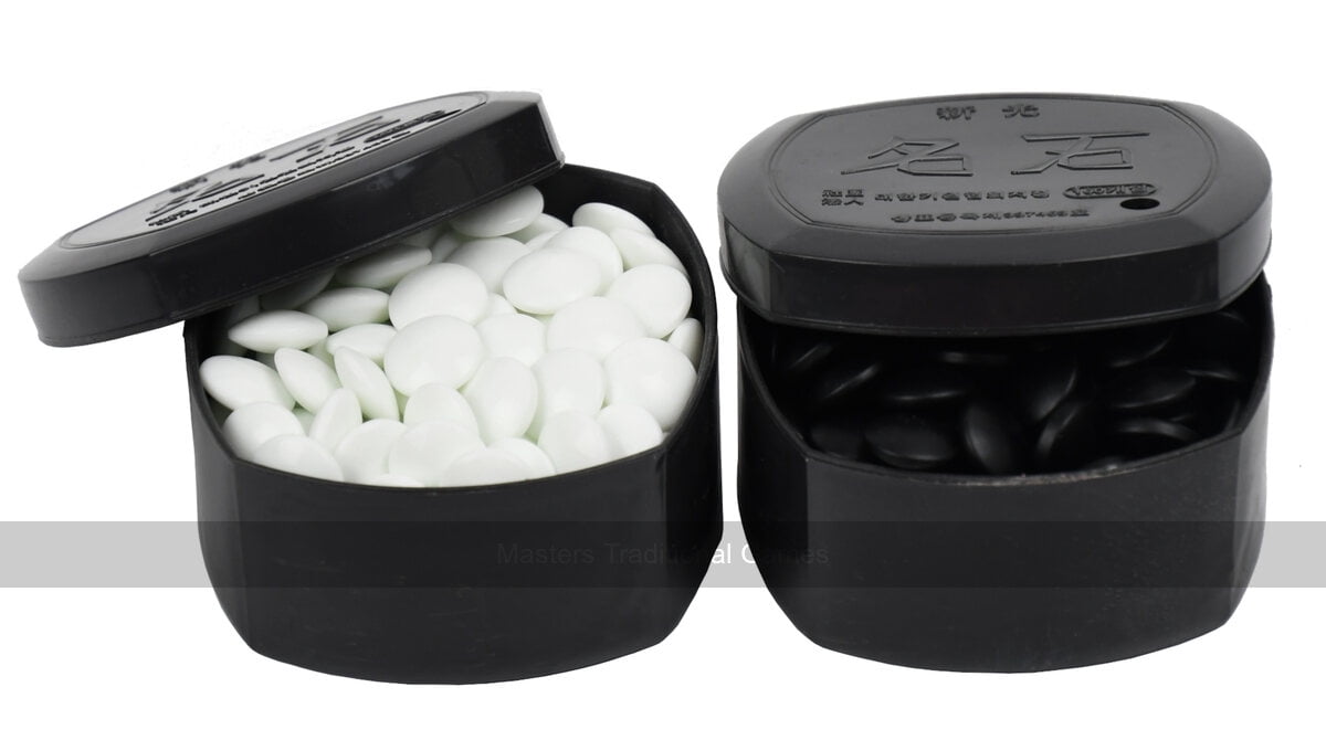 8mm Glass Go Stones in Plastic Container 160 x 160 (22 x 8mm) - Bi ...