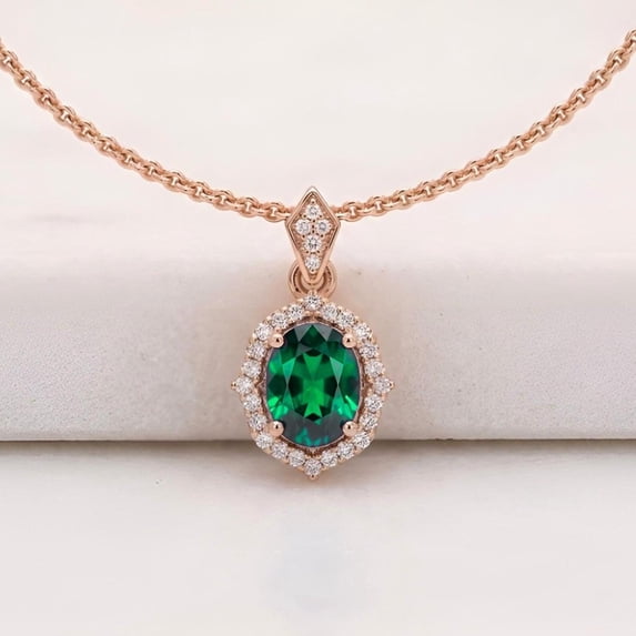9 Carat Natural Oval Cut Emerald in Gold Plated Jewelry Birthday Gift ...