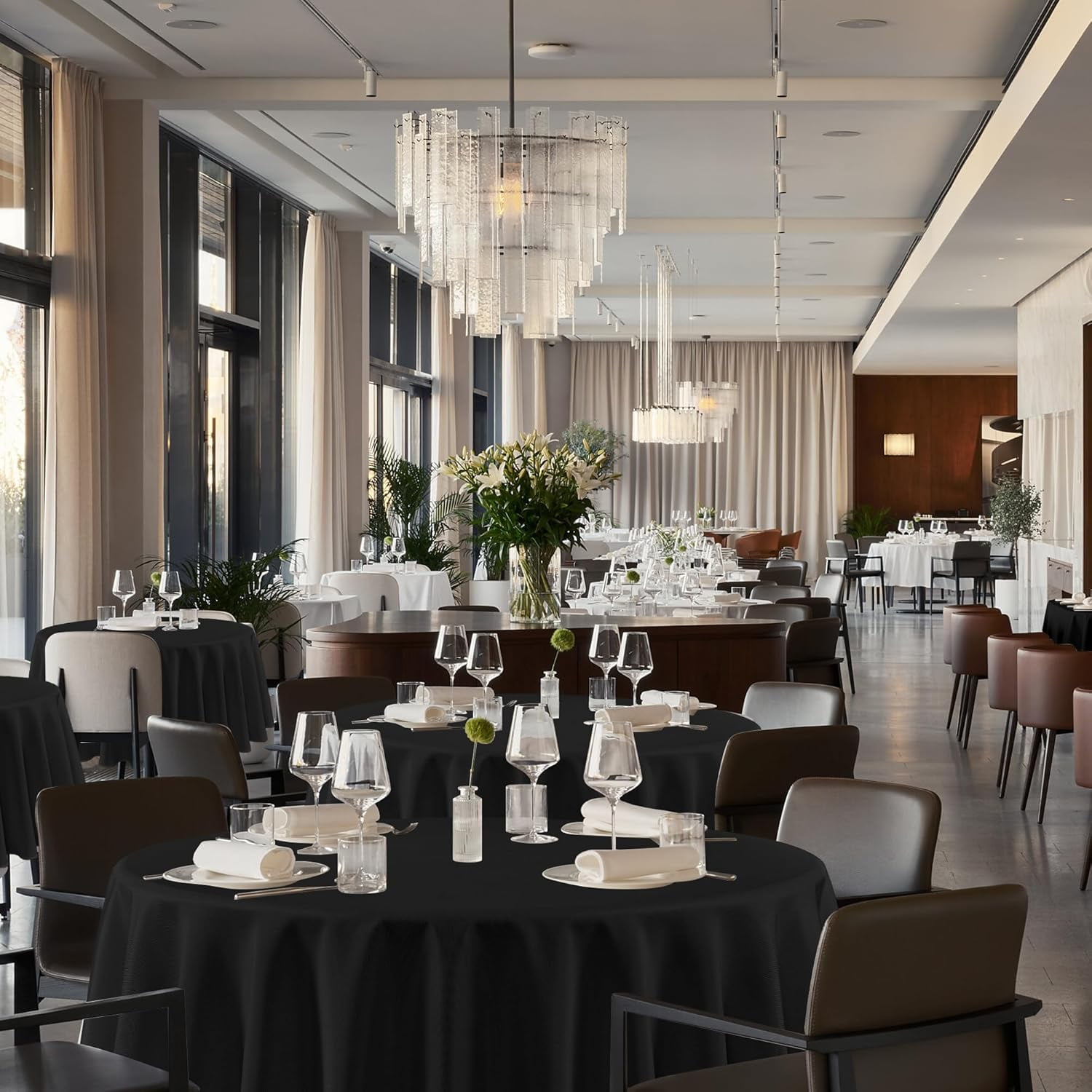 90 Inch Round Tablecloth Black, 8 Pack - Circle Polyester Fabric Table ...