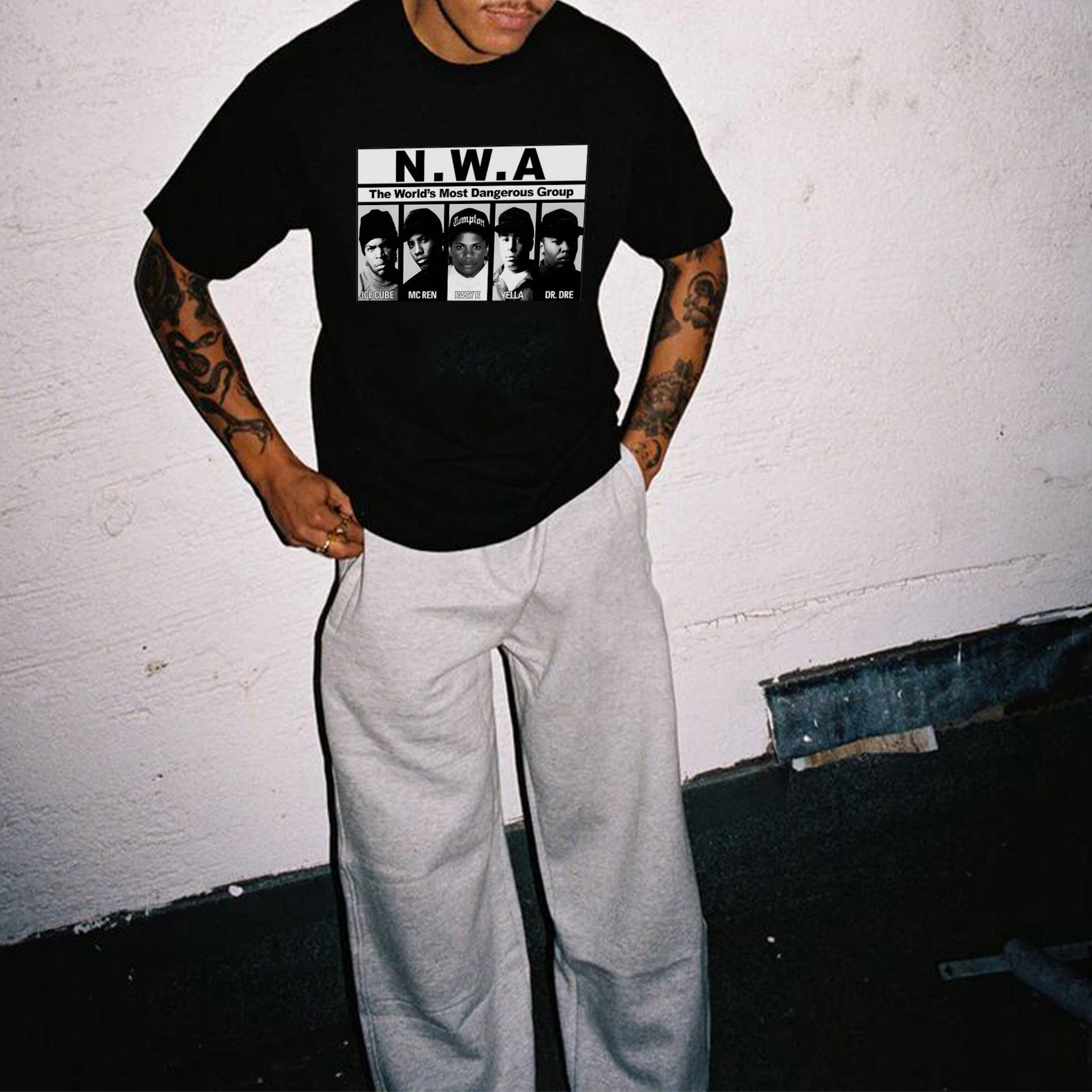 90's Hip Hop T-shirt - Uni Crewneck Tee - Vintage Rapper - Merch ...