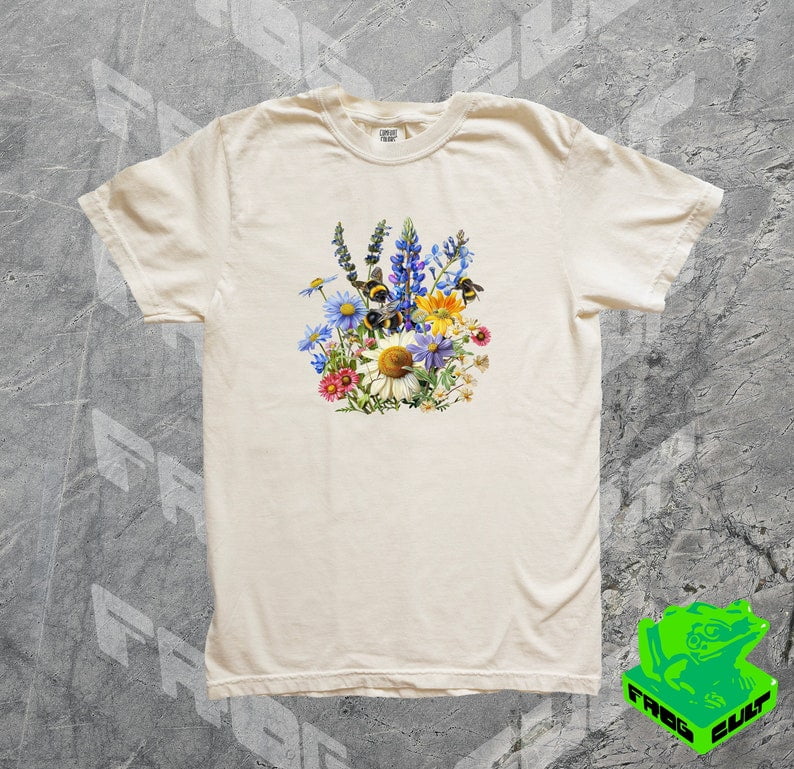 90s Bumblebee Wildflower Shirt – Cottagecore Bee Flower Tee, Coquette ...