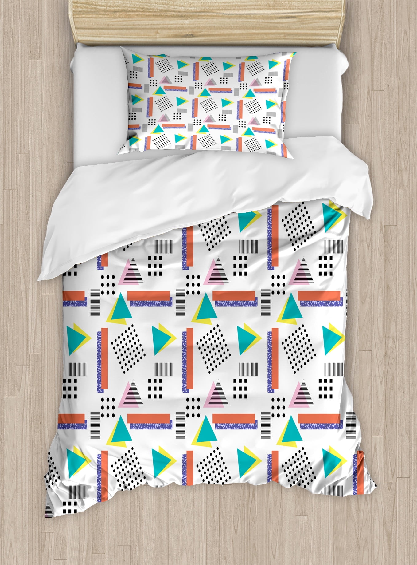 90s Duvet Cover Set, Memphis Style Geometrical Illustration with Dots ...
