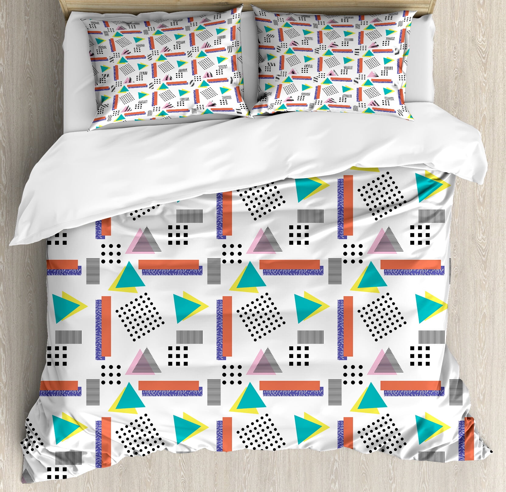 90s Duvet Cover Set, Memphis Style Geometrical Illustration with Dots ...