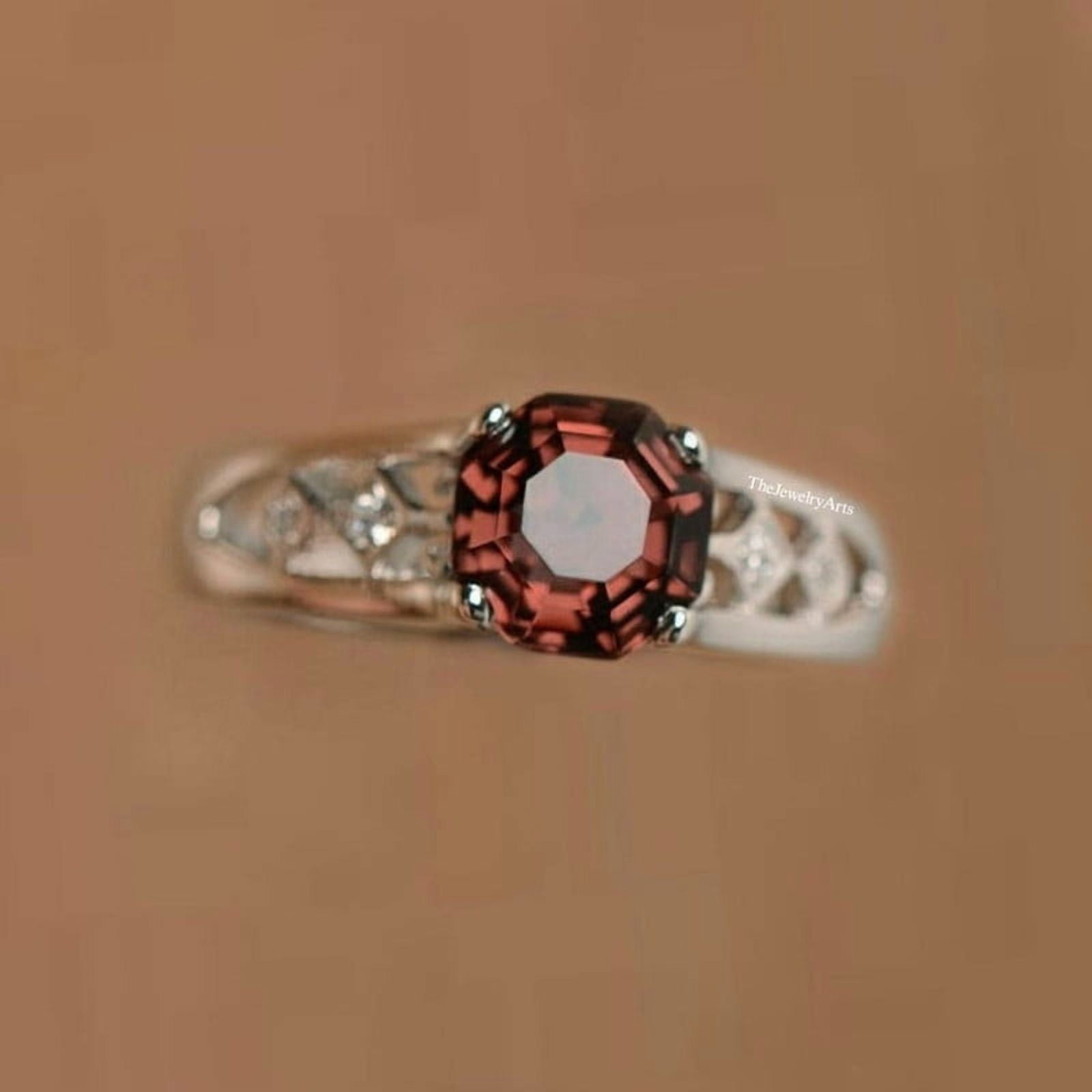 Natural Color-Changing Sultanite Diaspore Gemstone Hexagon Ring Unique ...