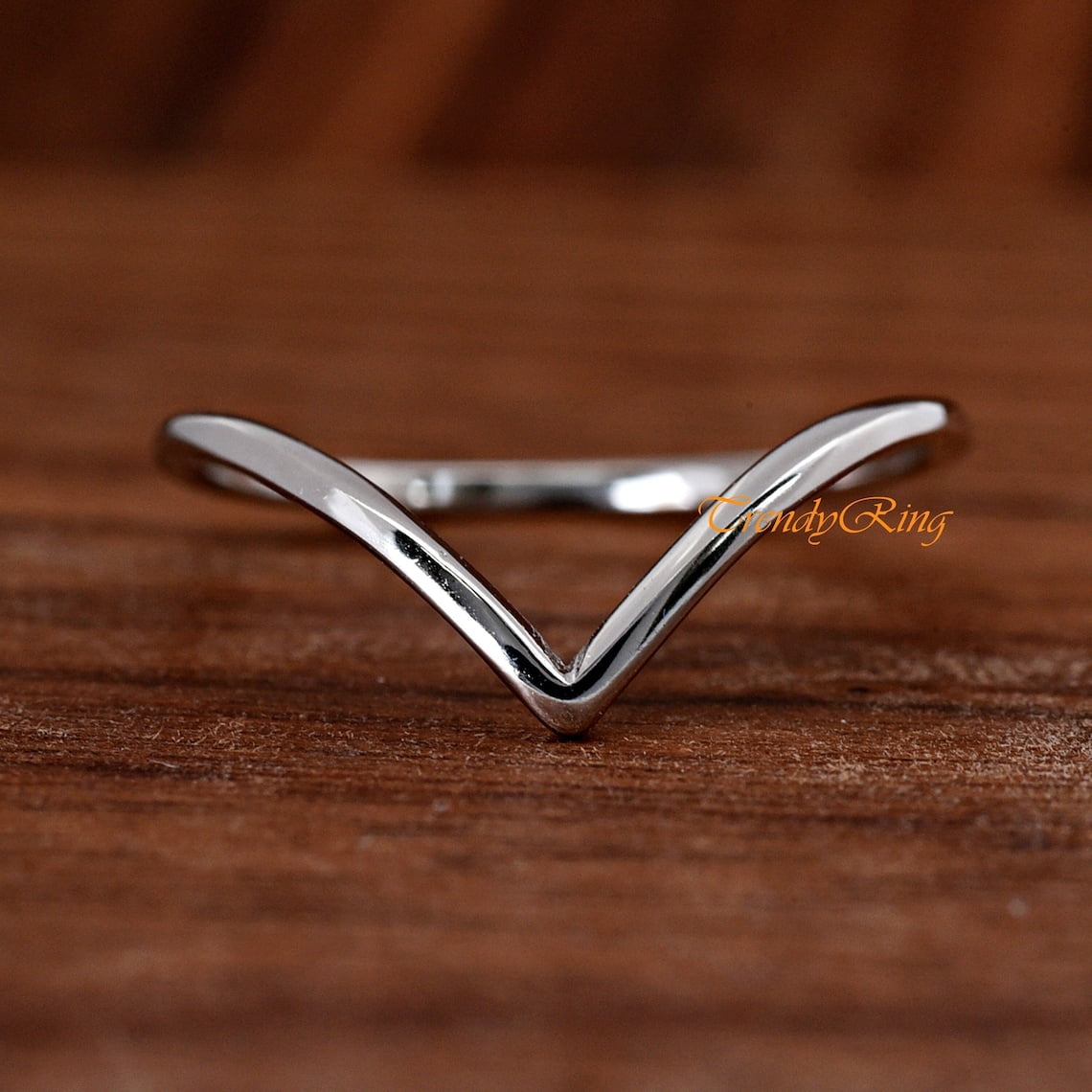 925 Sterling Silver V Chevron Thumb Ring for Women – High Polished ...