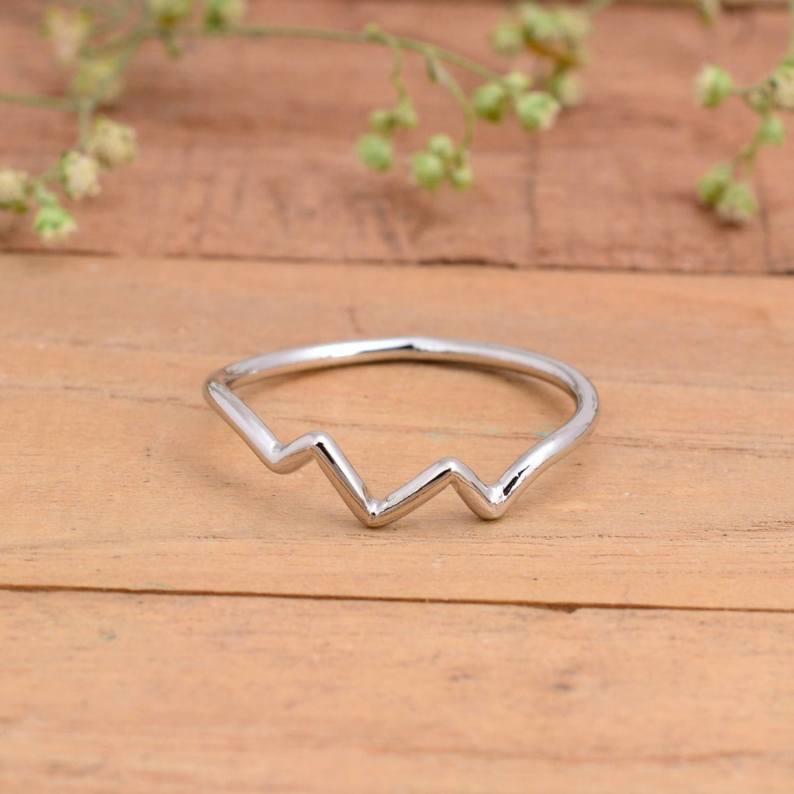 LD DESIGNS925 Sterling Silver Wave Ring, Dainty Silver Ring, Midi Ring ...