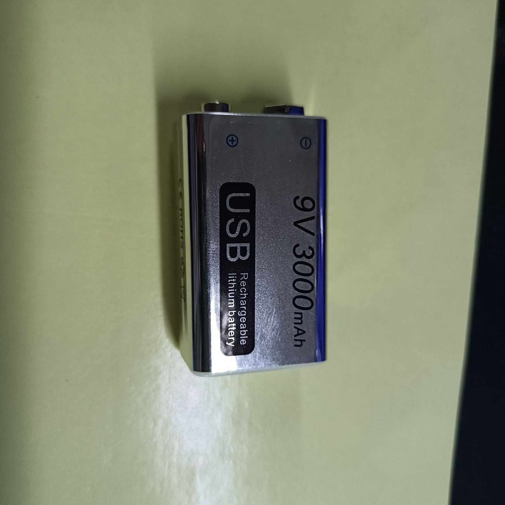 9V Rechargeable Li-Ion Battery - High Capacity Lithium Polymer Battery ...