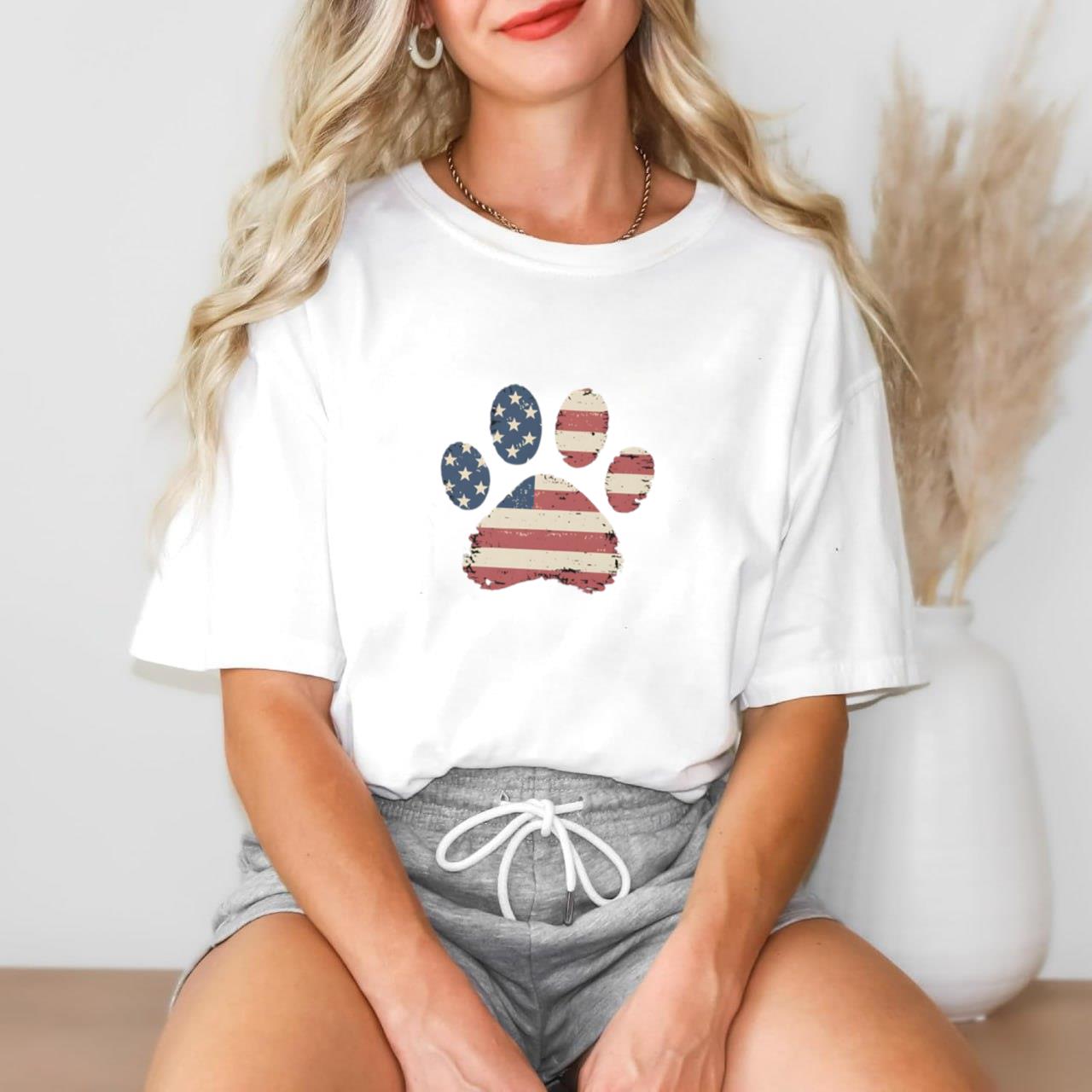 A Dog Paw Print USA Flag for a Patriotic July 4th Holiday Comfort Color ...