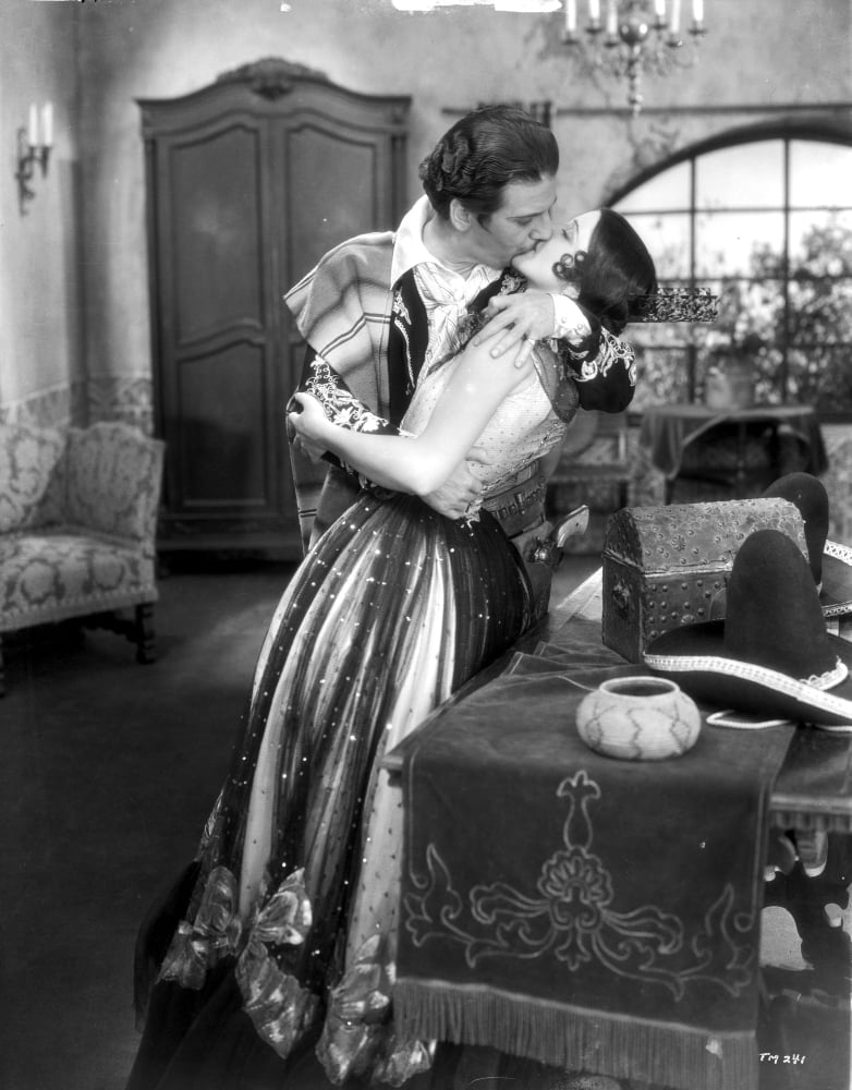 A Film Still Of Warner Baxter Kissing Co Star Photo Print (24 x 30) - Walmart.com