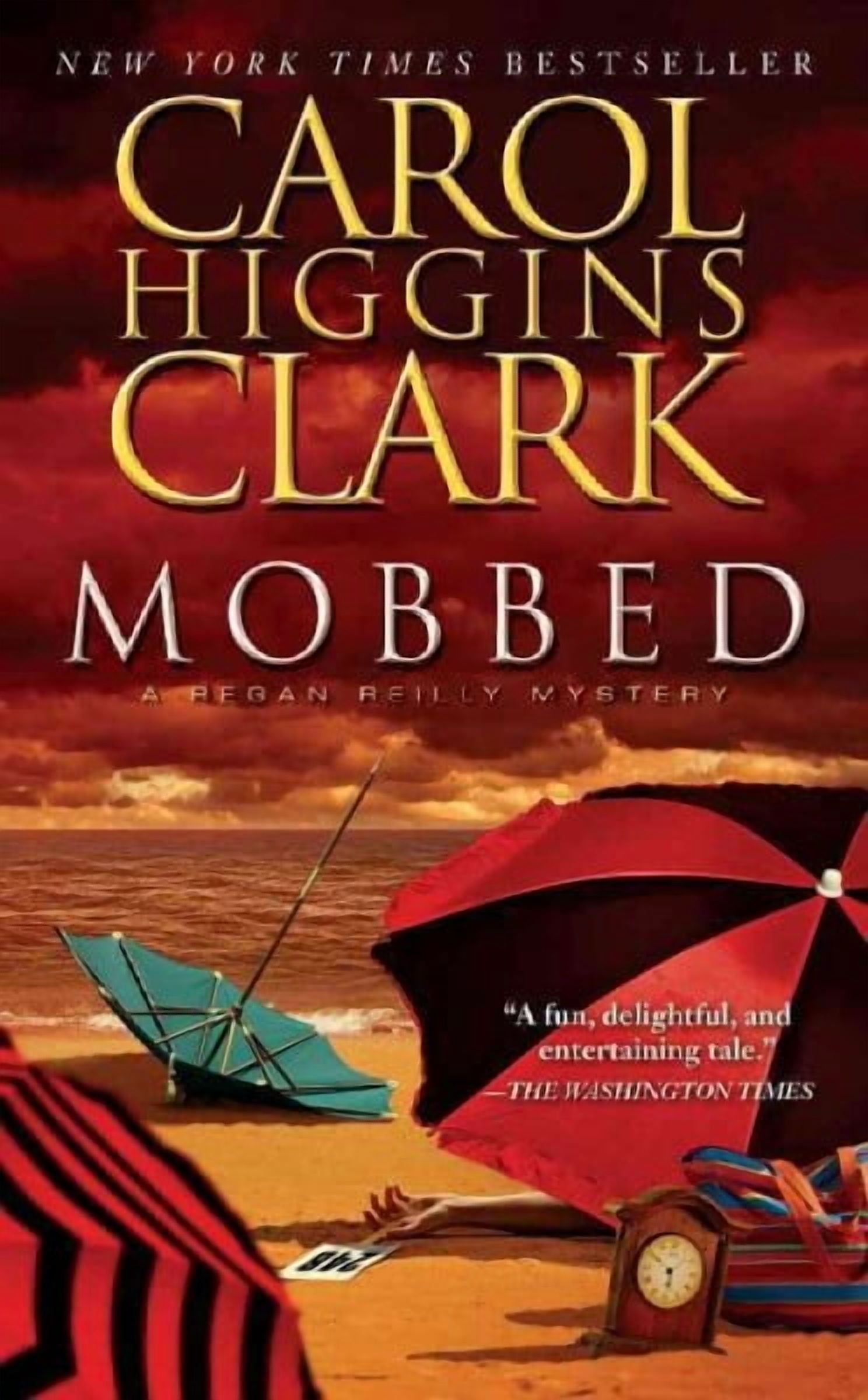 A Regan Reilly Mystery: Mobbed : A Regan Reilly Mystery (Paperback ...